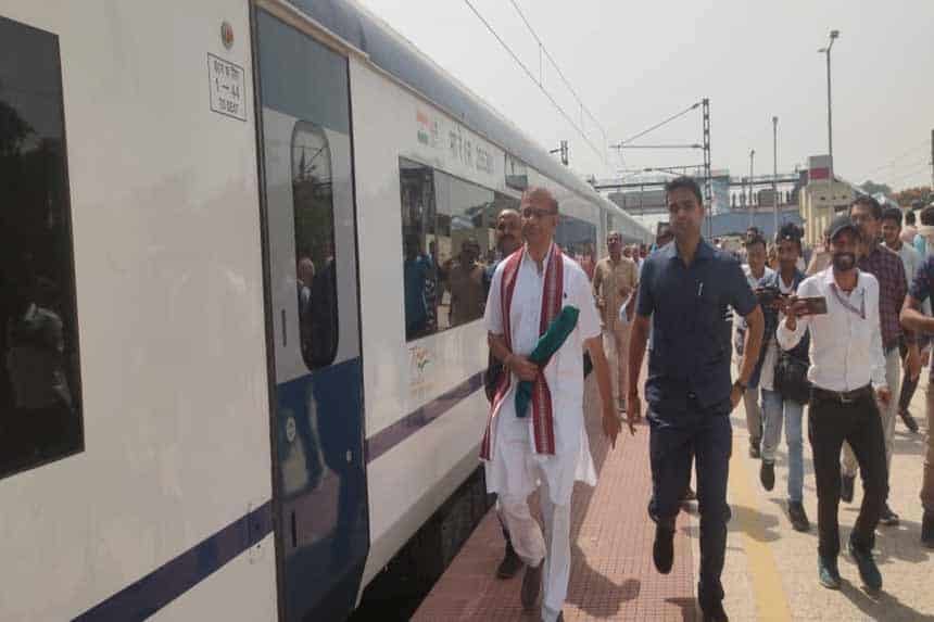 कोडरमा तक पटना-रांची वंदे भारत ट्रेन का ट्रायल रन सफल - News Aroma