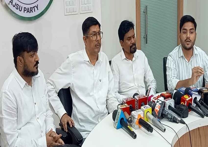 मनमोहन सरकार ने 2014 में क्यों खारिज किया था सरना कोड? आजसू ने पूछा सवाल